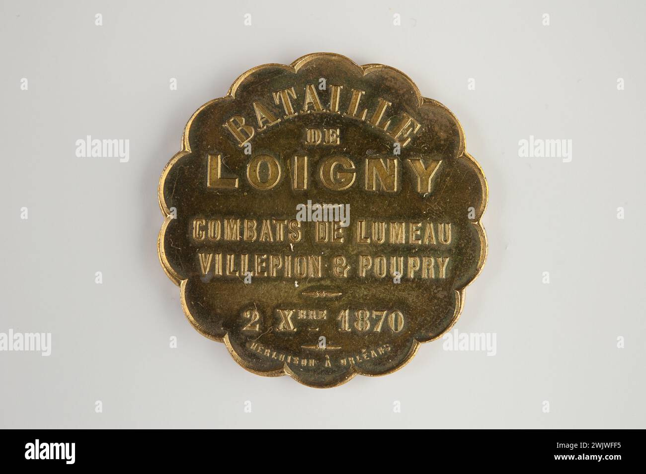 Image size 48 hi-res stock photography and images - Alamy