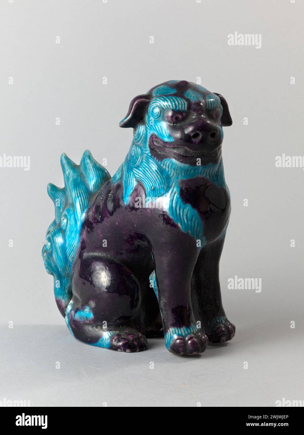 Lion. Sandstone with turquoise and dark purple glaze. Paris, Cernuschi ...