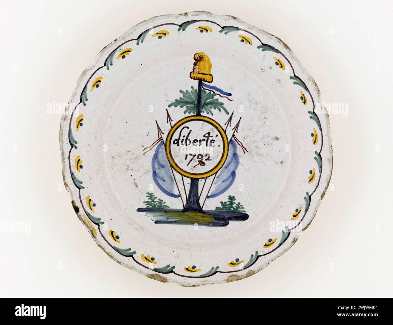 Anonymous. Plate. Earthenware. 1792. Paris, Carnavalet museum. 71683-28 ...