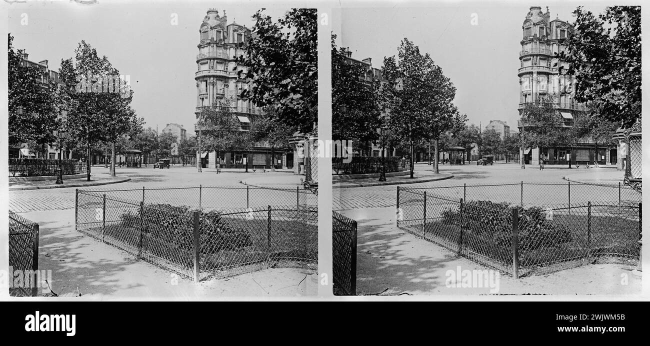 Place Denfert-Rochereau, Paris (14th arr.). 1920-1940. Anonymous ...