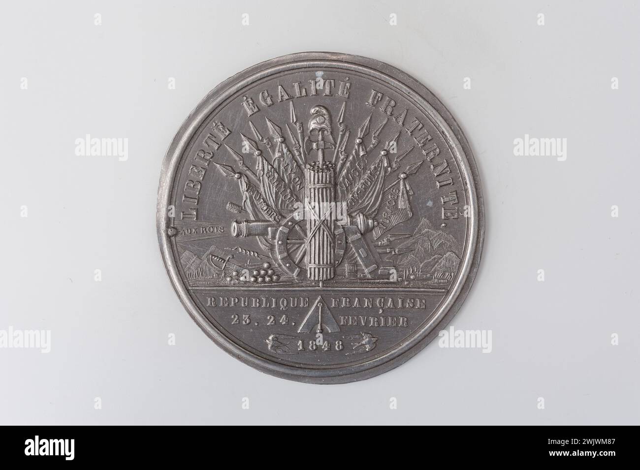 Carnavalet museum, medal collection Right military trophy composed of a ...