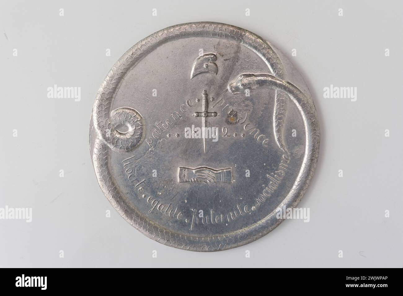 Carnavalet museum, medal collection Right swords vertically surmounted ...