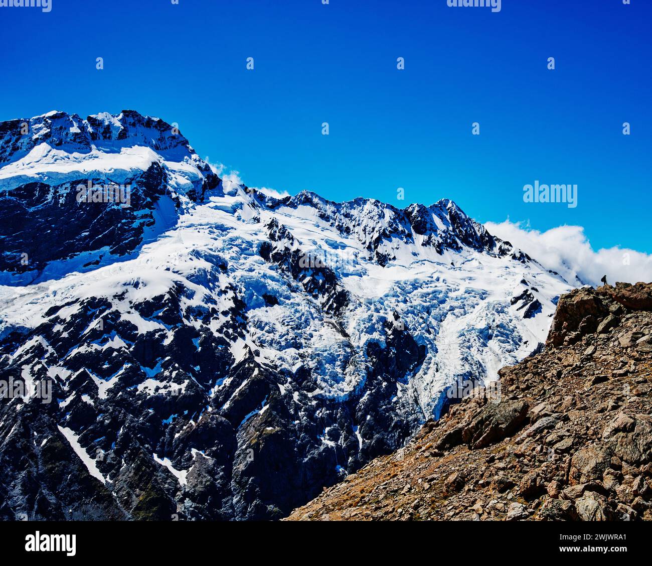 Aoraki / Mount Cook, the highest mountain in New Zealand Stock Photo ...