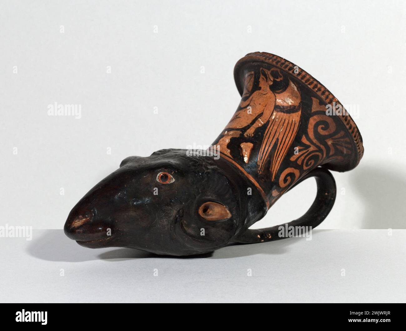 Rhyton in the shape of a ram head. Red figures. Taranto, 330 av. AD ...