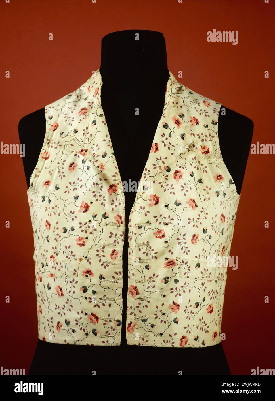 Vest. Cream canvas, printed with polychrome patterns, between 1800 and ...