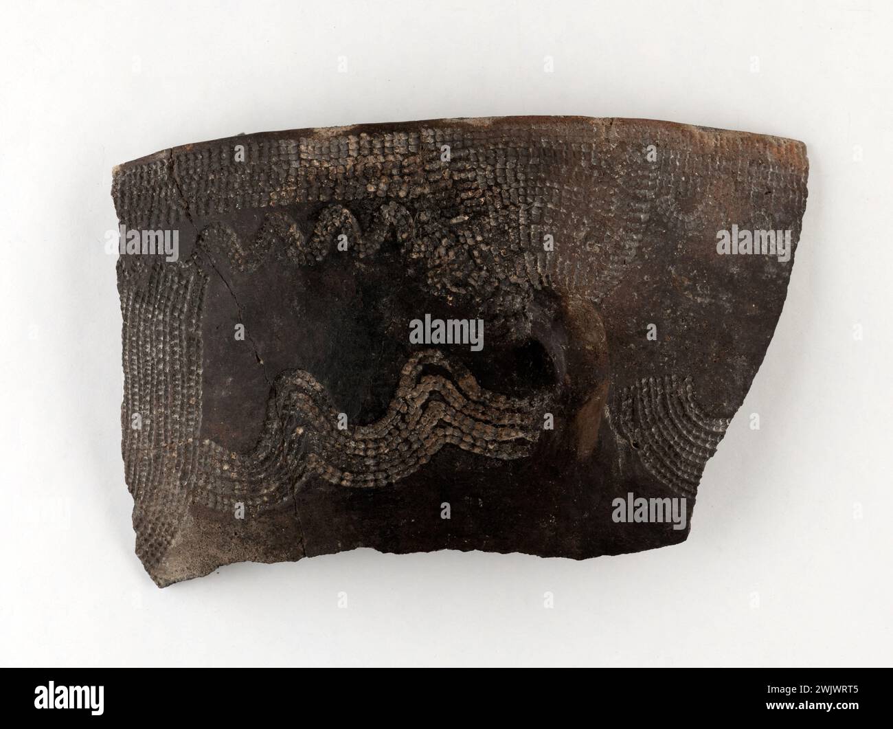 Bread dish 599. Neolithic. Terracotta. Paris, Carnavalet museum. 599 ...