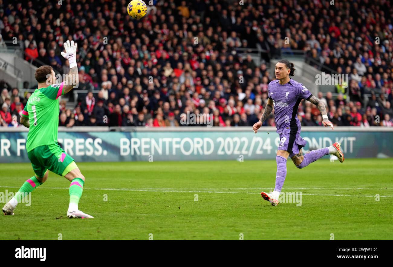 Liverpool's Darwin Nunez scores their side's first goal of the game ...