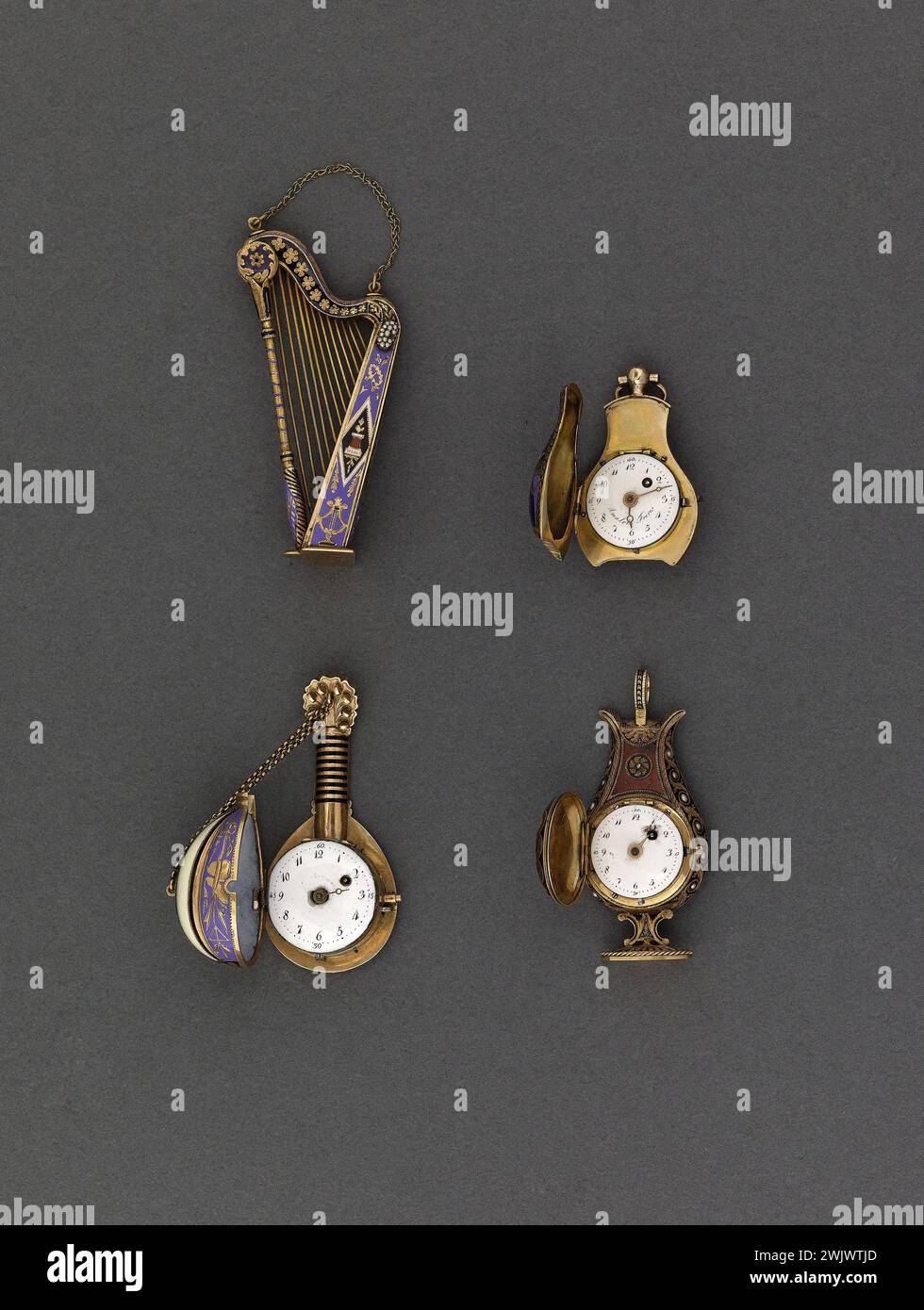 Harpe miniature hi-res stock photography and images - Alamy