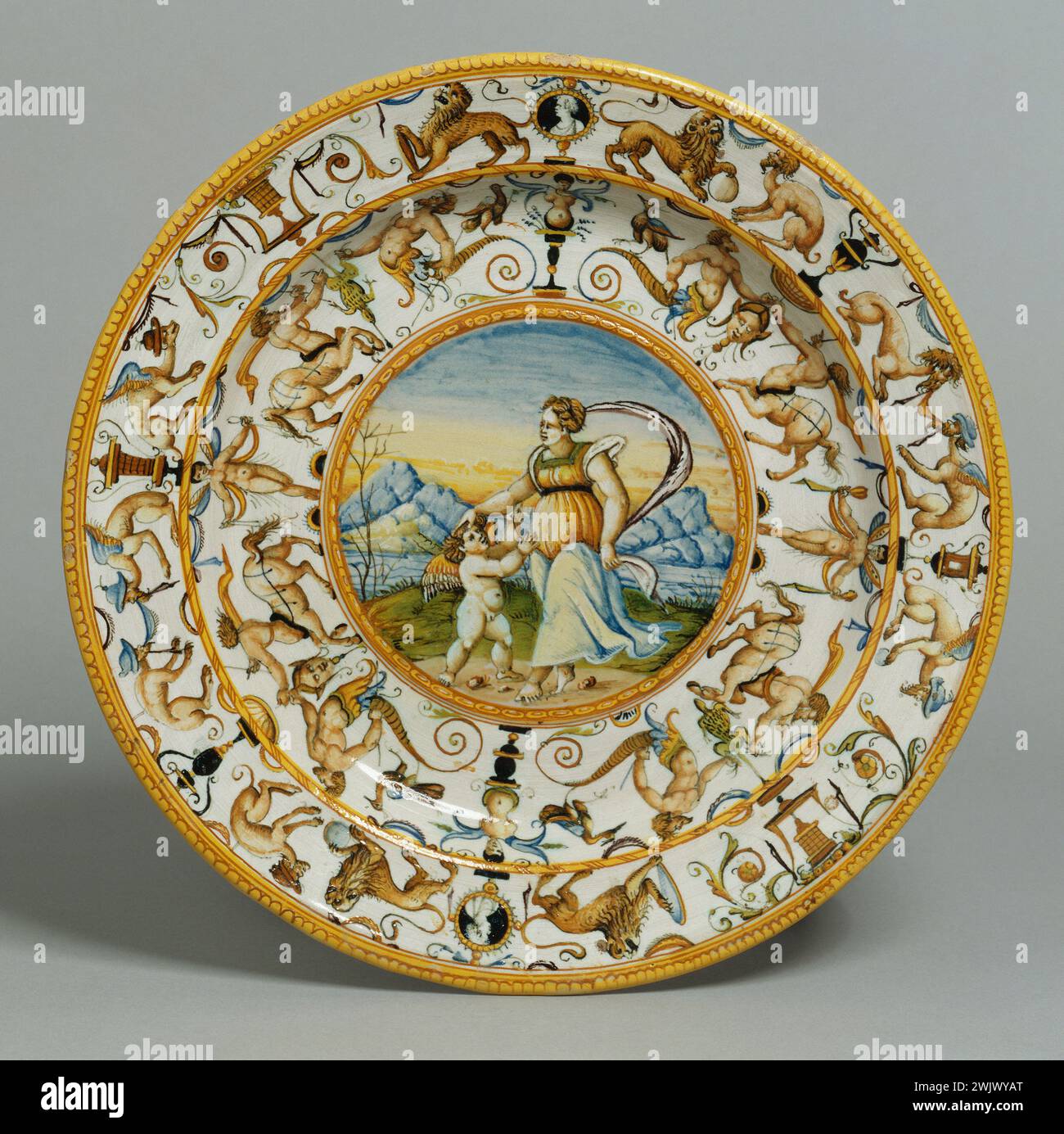 Divinite femme hi-res stock photography and images - Alamy