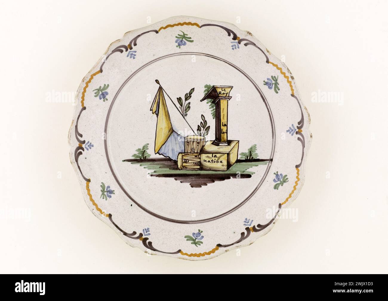 Plate with the flag. Earthenware. 1791-1792. Paris, Carnavalet museum ...