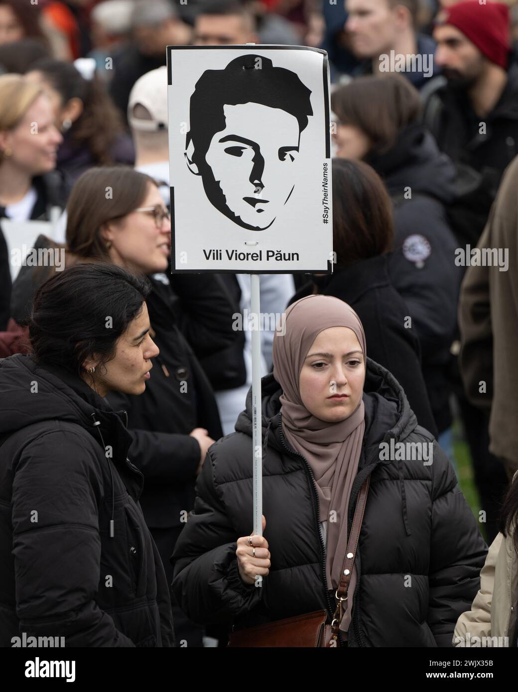 Hanau, Germany. 17th Feb, 2024. On the fourth anniversary of the racist attack in Hanau, people ...