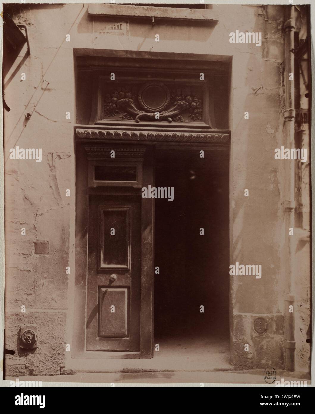 Atget, Eugène (Jean Eugène Auguste Atget, dit) (n.1857-02-12-D.1927-08 ...