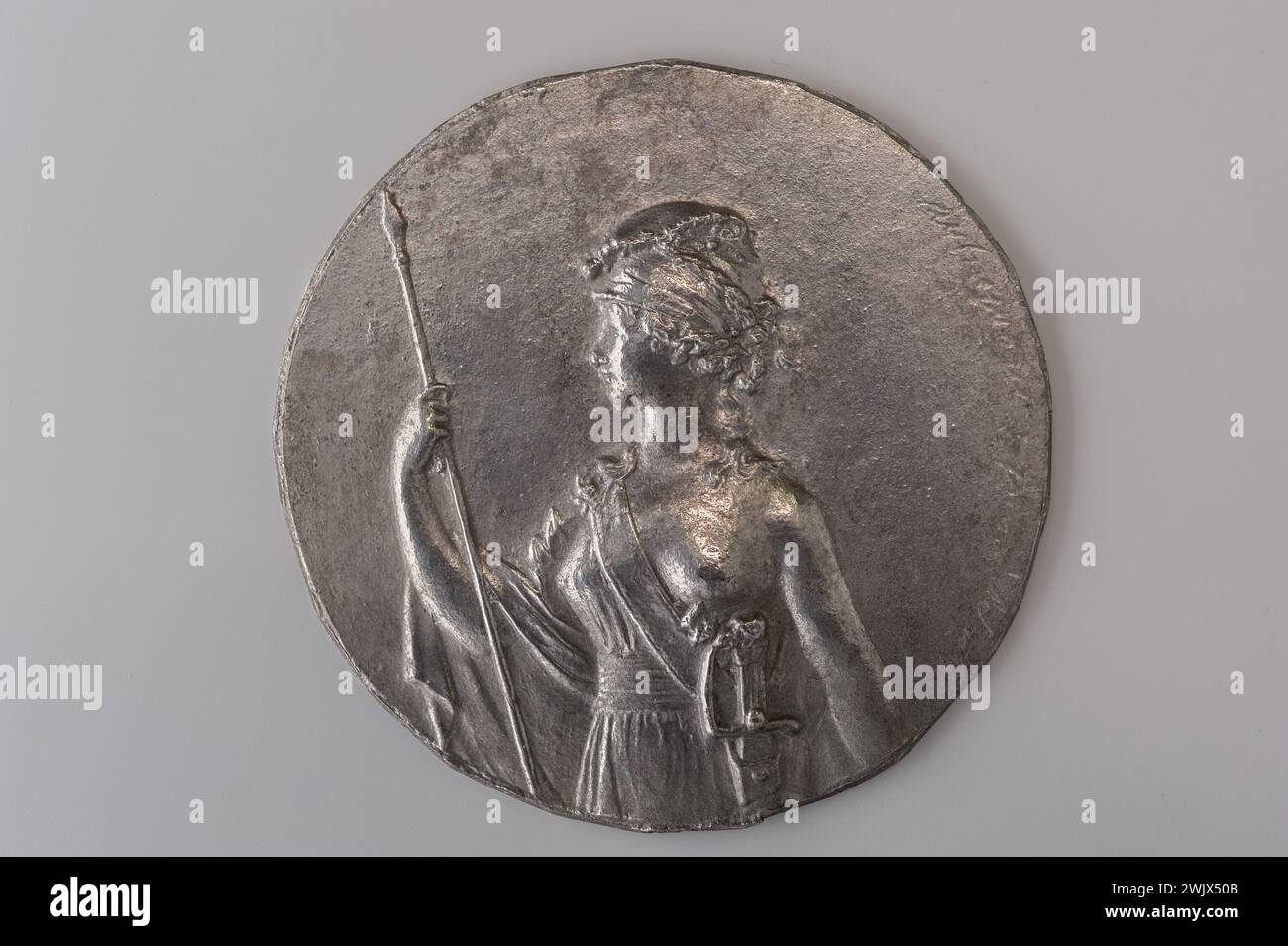 Carnavalet museum, medal collection Right woman on the right wearing a ...