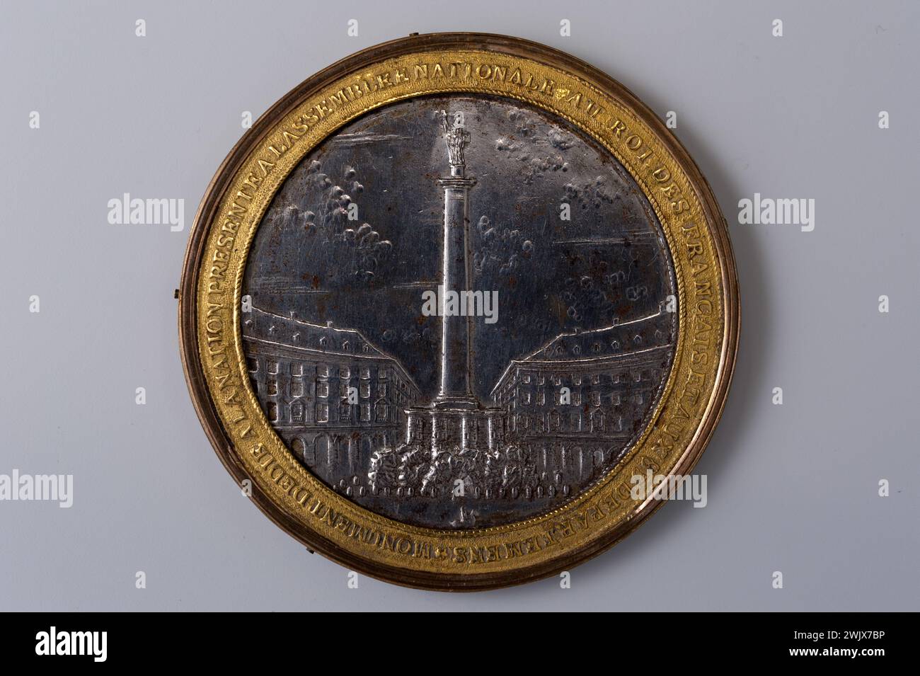 Carnavalet museum, medal collection Column surmounted by a statue of ...