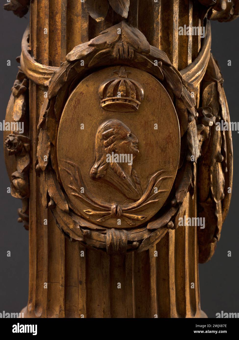 French school. Bust of king, in medallion, on a dynastic pedestal ...