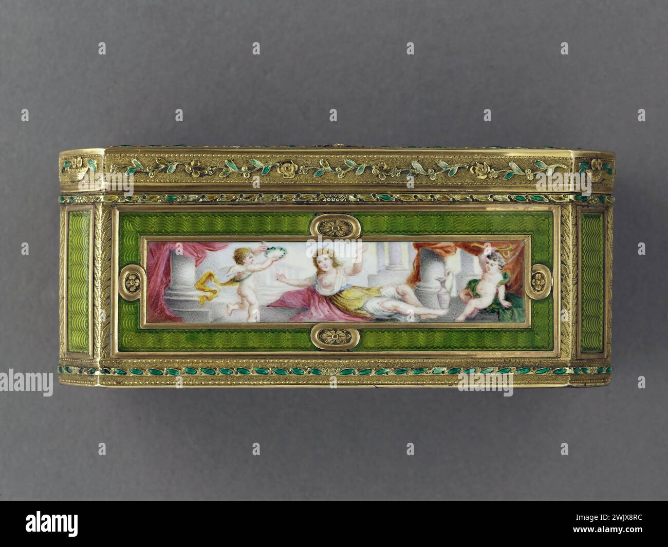 Rectangular panel rectangular box in chopped gold, guilloche and ...