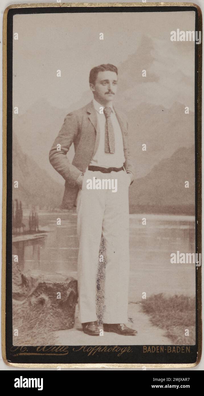 Portrait de s a i hi-res stock photography and images - Alamy