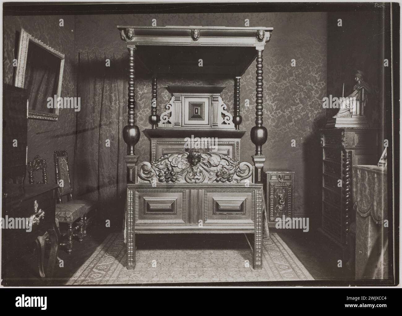 House of Victor Hugo, second floor, the mortuary room ". Anonymous ...