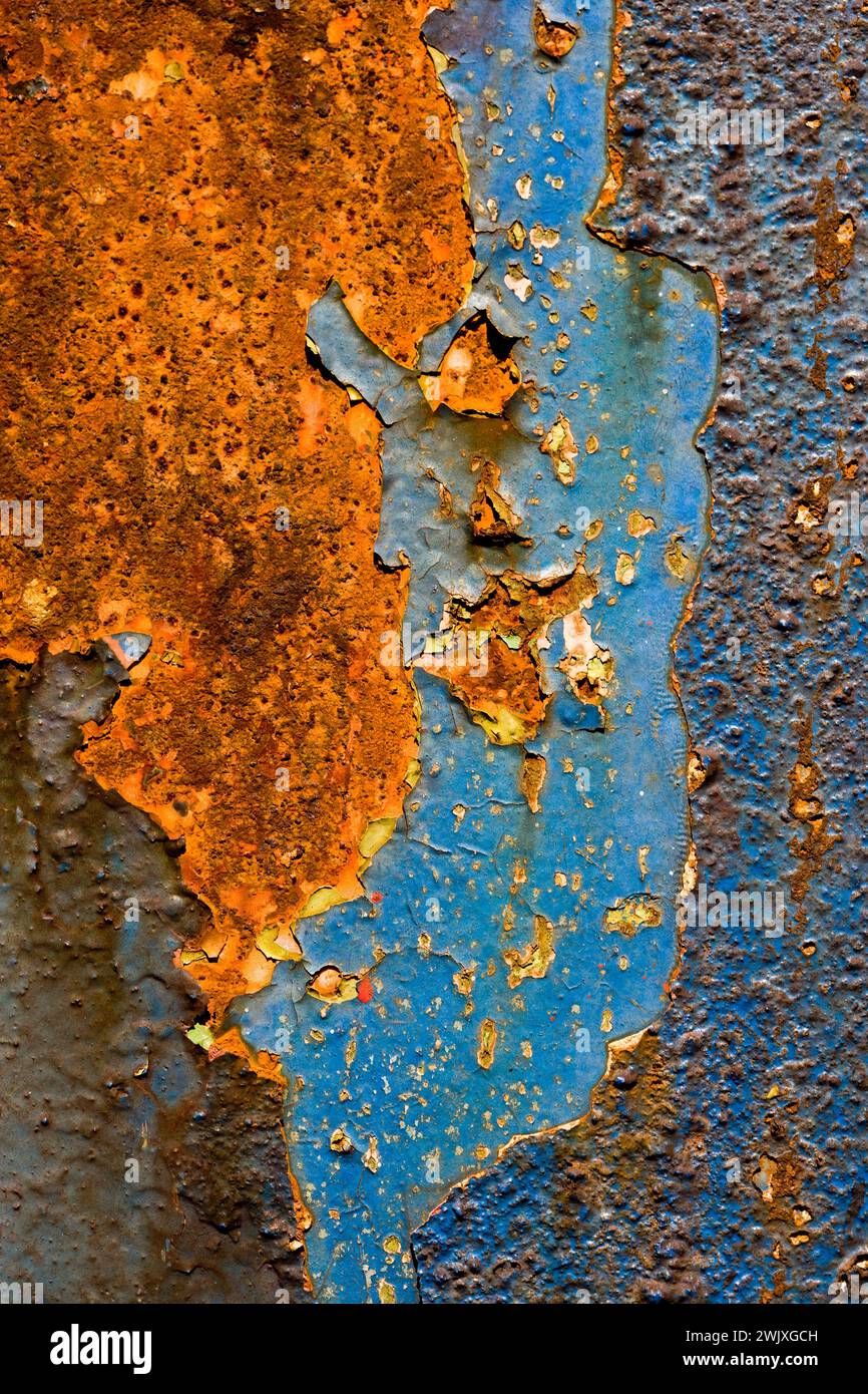 Rusted metal surfaces, chemical reaction Stock Photo - Alamy