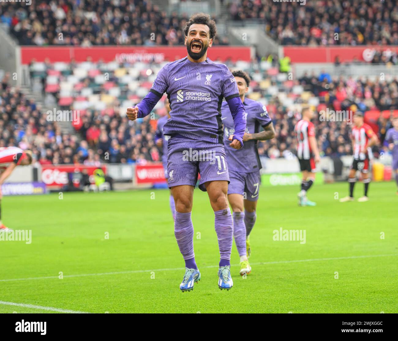 Brentford v Liverpool - Premier League - GTech Community Stadium - 17 ...