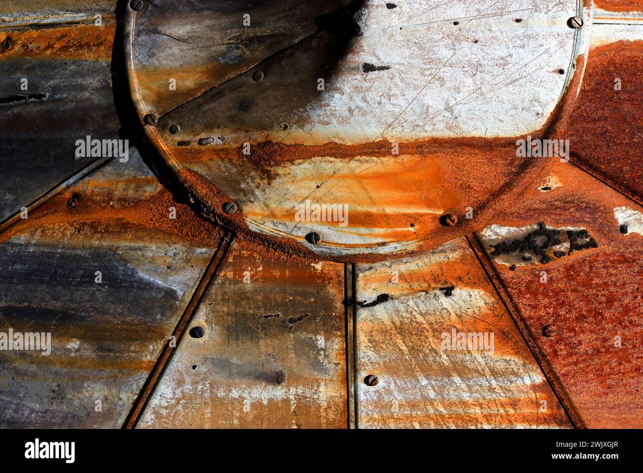 Rusted metal surfaces, chemical reaction Stock Photo - Alamy