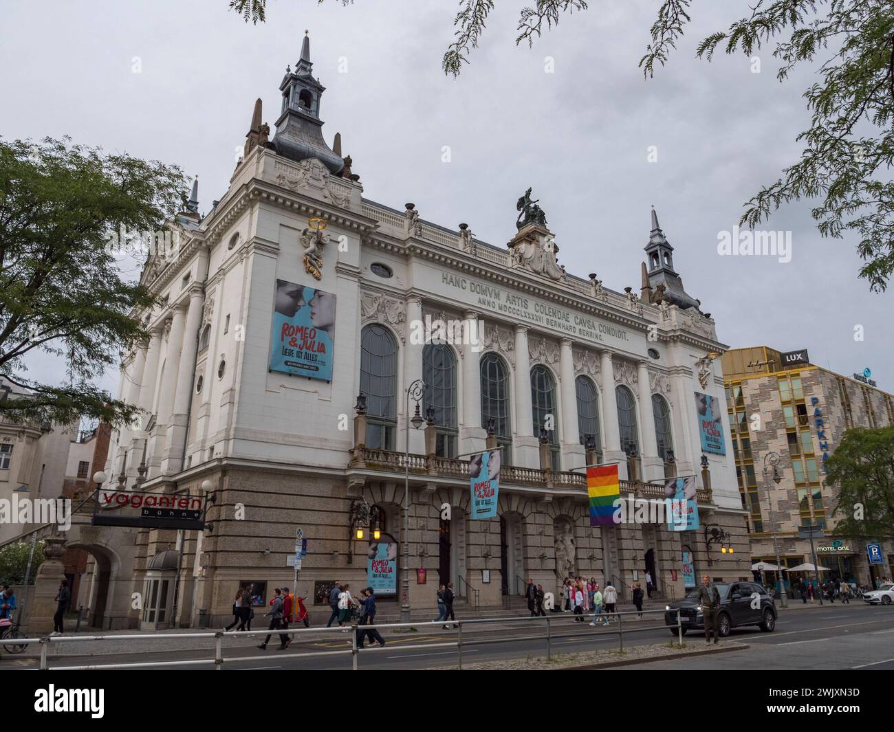 The Theater des Westens/Stage Theater des Westens (Theatre of the West ...