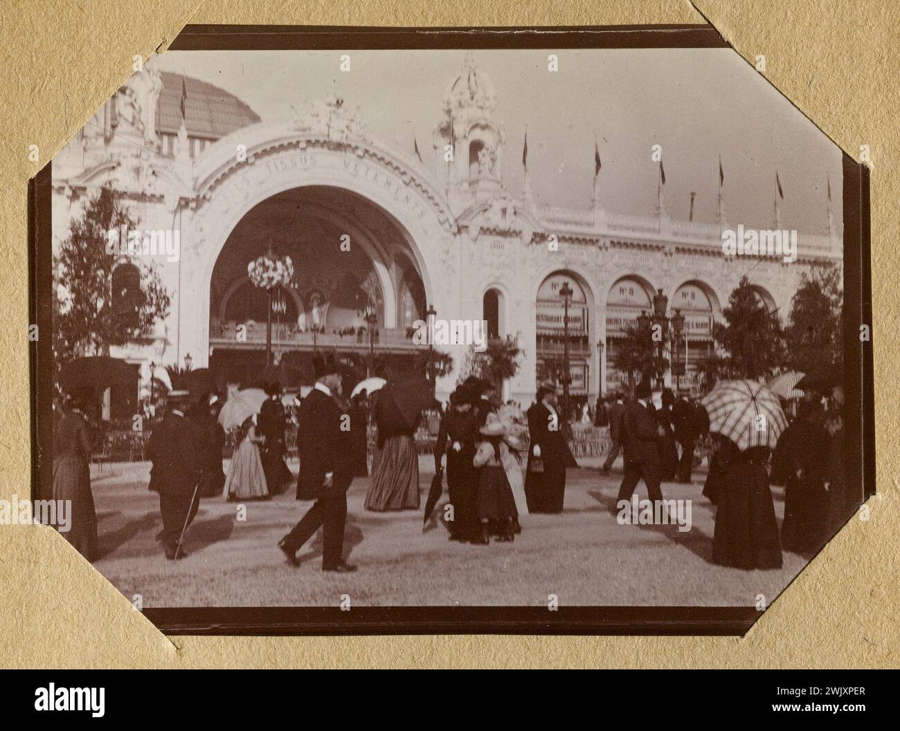 Anonymous. Album of the 1900 Universal Exhibition. Palais des fabrics ...