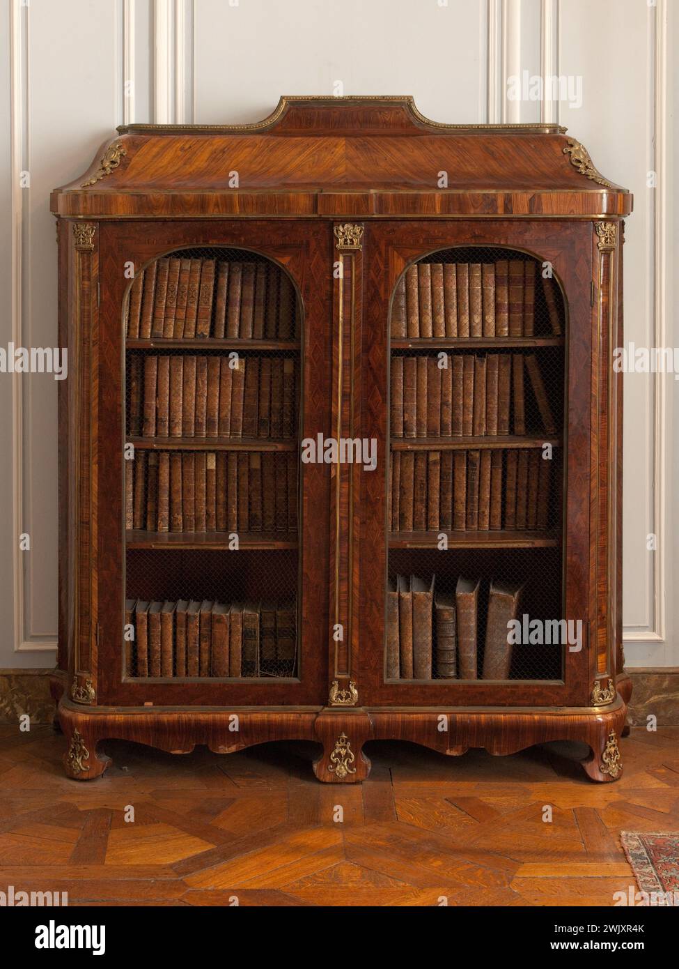 Cabinet-library. Placing of rosewood, chiseled and golden bronze ...