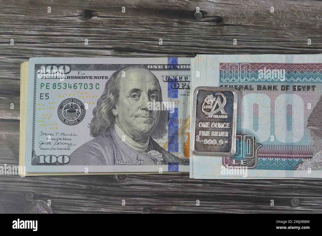 31 grams hi-res stock photography and images - Alamy