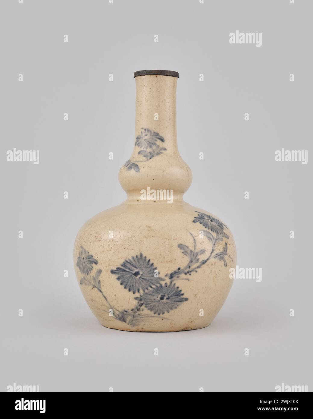 Anonymous vase in the shape of a double gourd (common name), 1700 ...