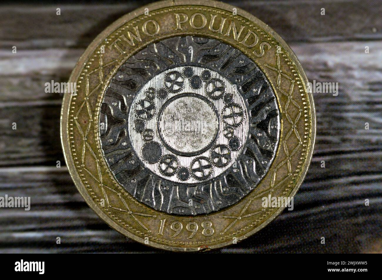 Two British sterling pounds 1998 coin features queen Elizabeth ii on ...