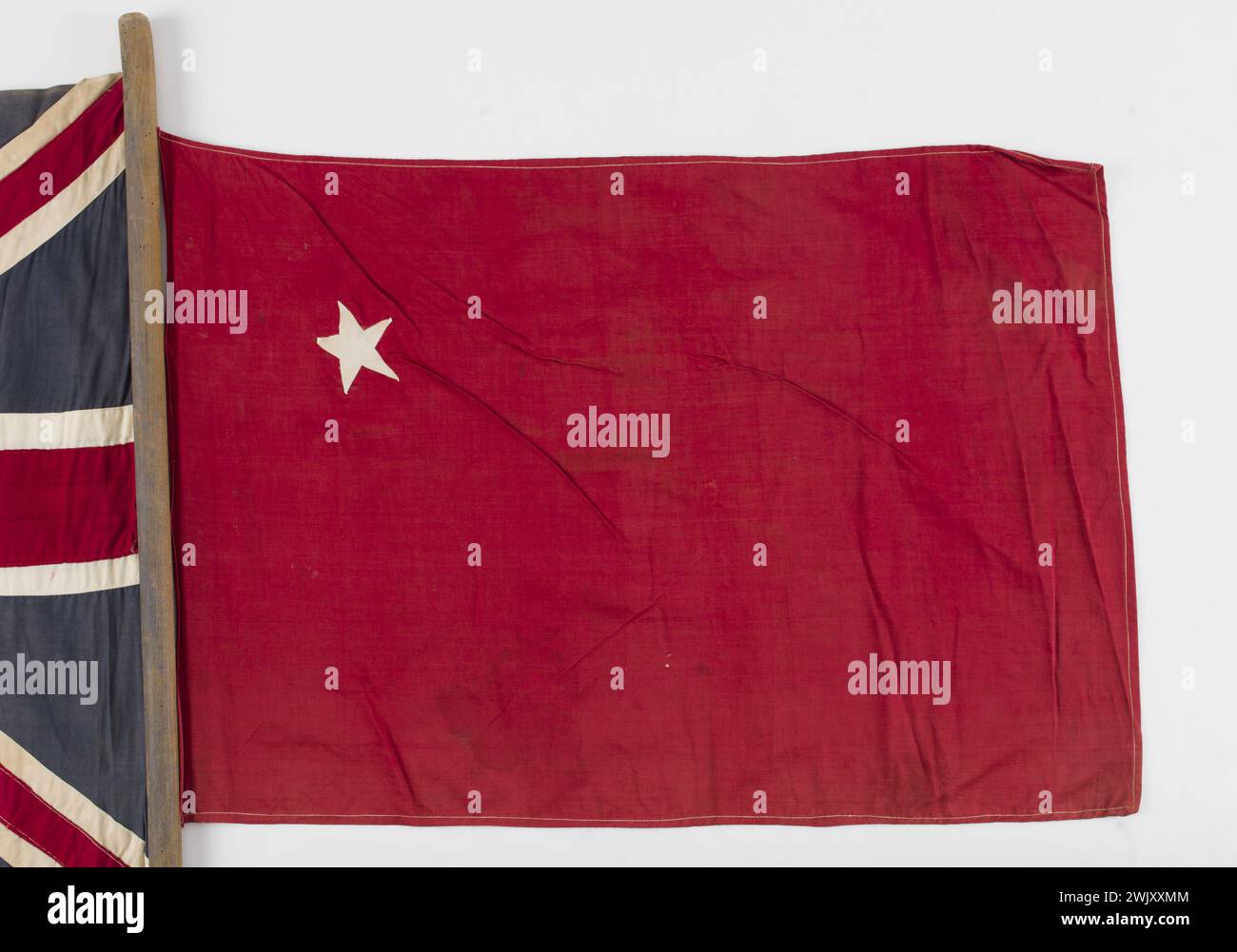 Soviet flags hi-res stock photography and images - Alamy