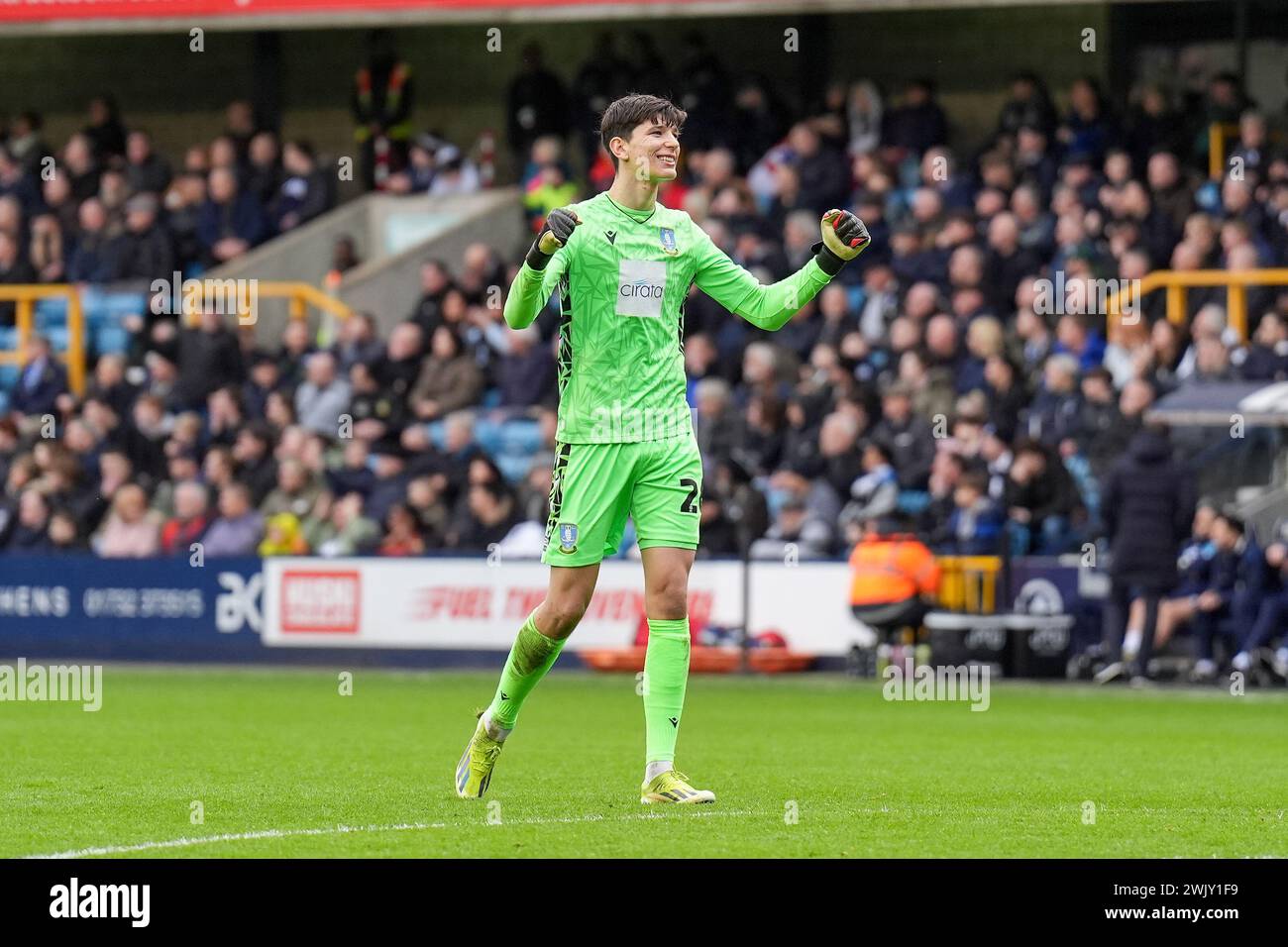 London, UK. 17th Feb, 2024. Sheffield Wednesday goalkeeper James Beadle ...