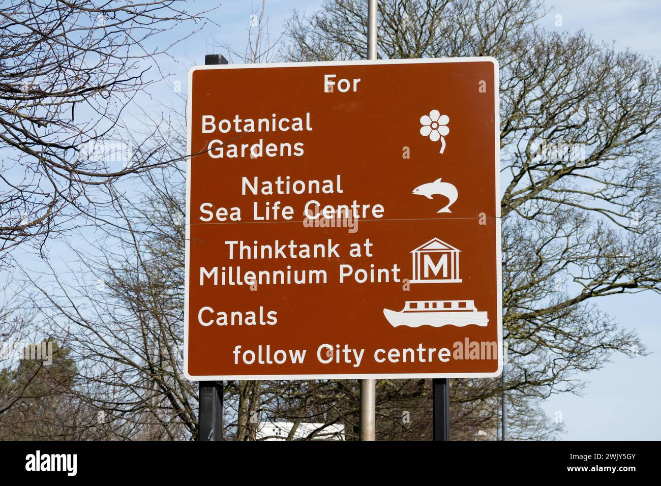 Brown road sign for Birmingham attractions, Bearwood, West Midlands ...