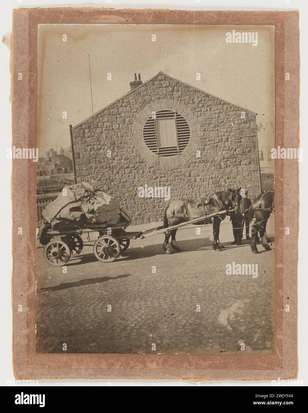 Anonymous, cart drawing a block of stone (dummy title), 1890. Draw on ...