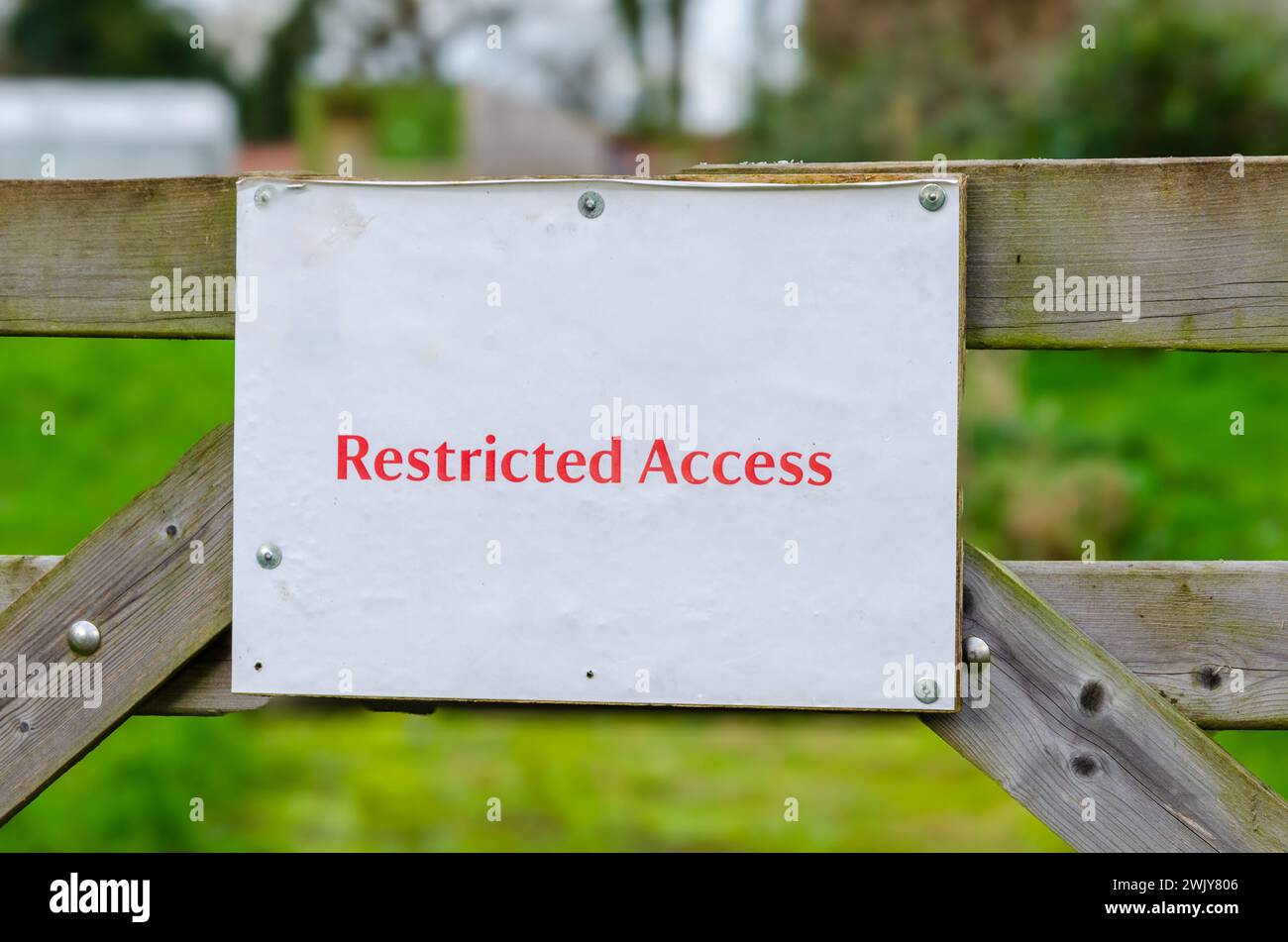 Restricted access sign hi-res stock photography and images - Alamy