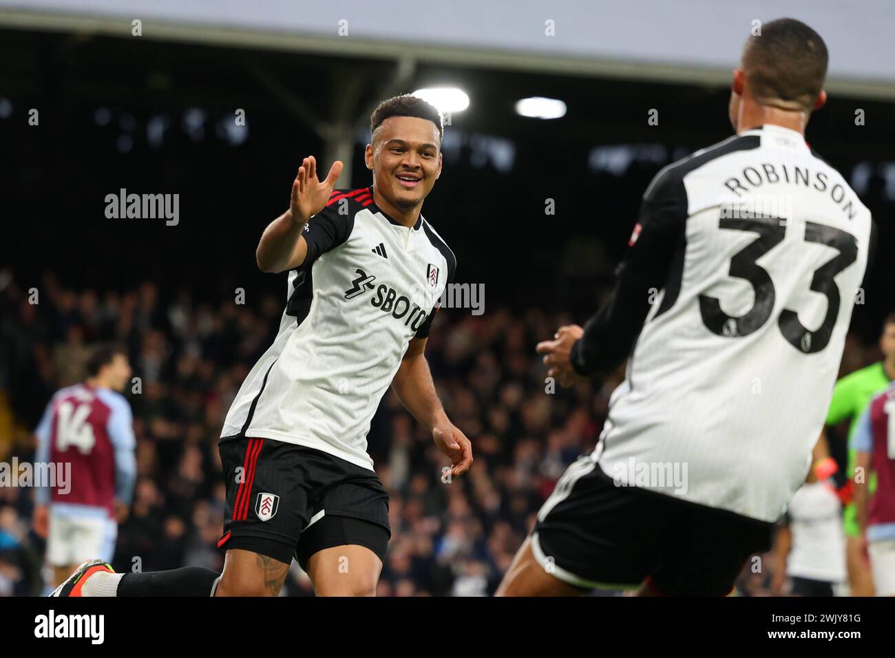 London, UK. 17th Feb, 2024. 17th February 2024; Craven Cottage, Fulham, London, England; Premier ...