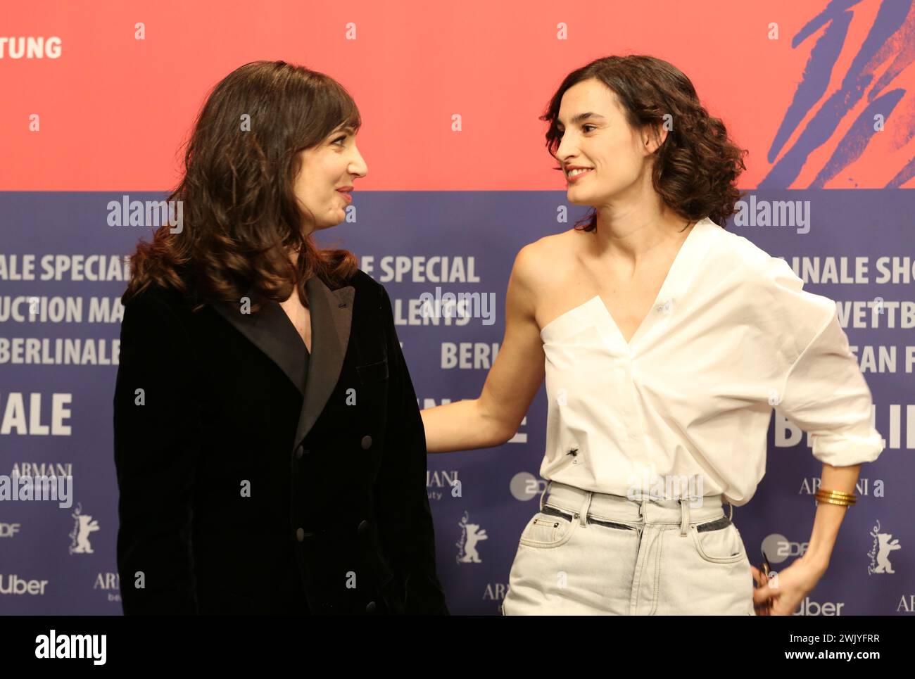 Berlin, Germany, 17th February 2024, Actors Nora Hamzawi and Nine D’Urso at the press conference ...