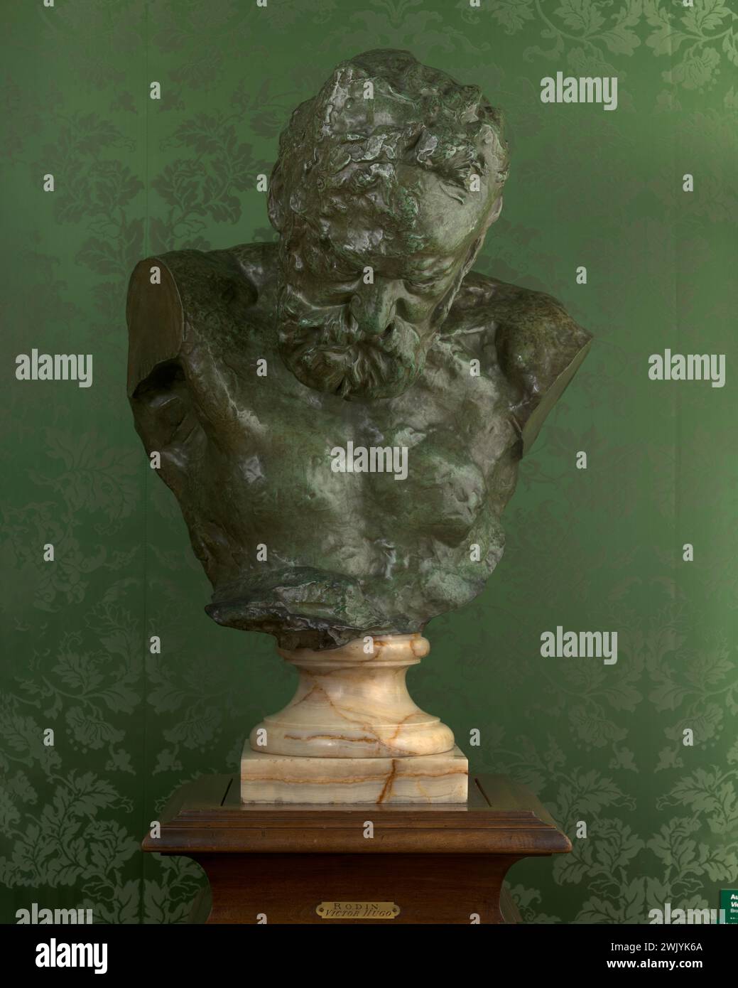 Heroic bust of victor hugo hi-res stock photography and images - Alamy