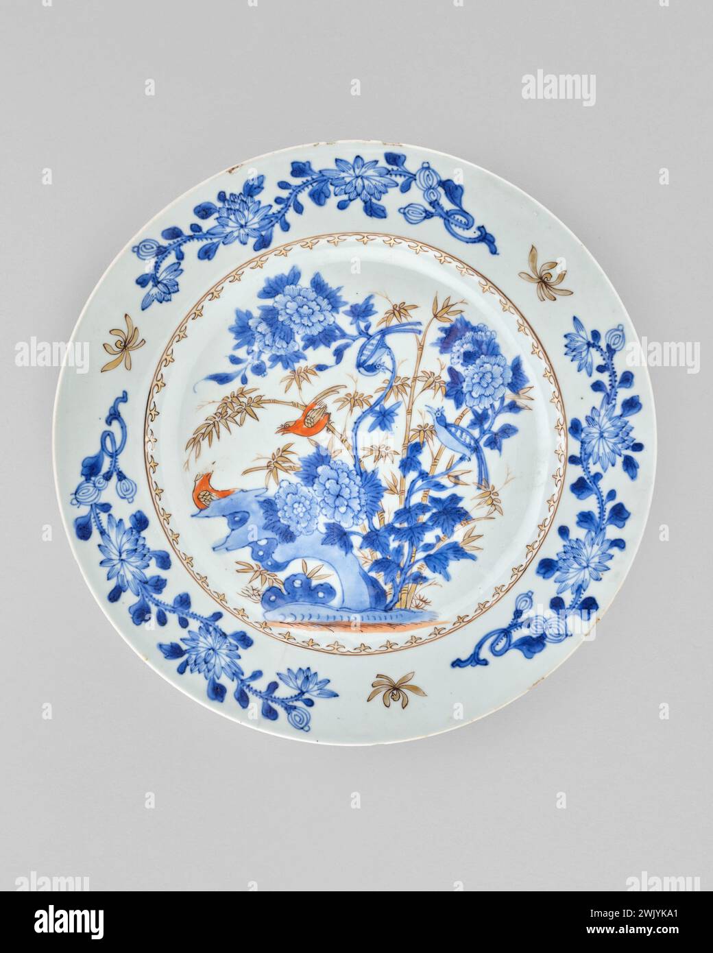 Unknown (n. - d.), Plate (main title). Porcelain, polychrome enamels ...