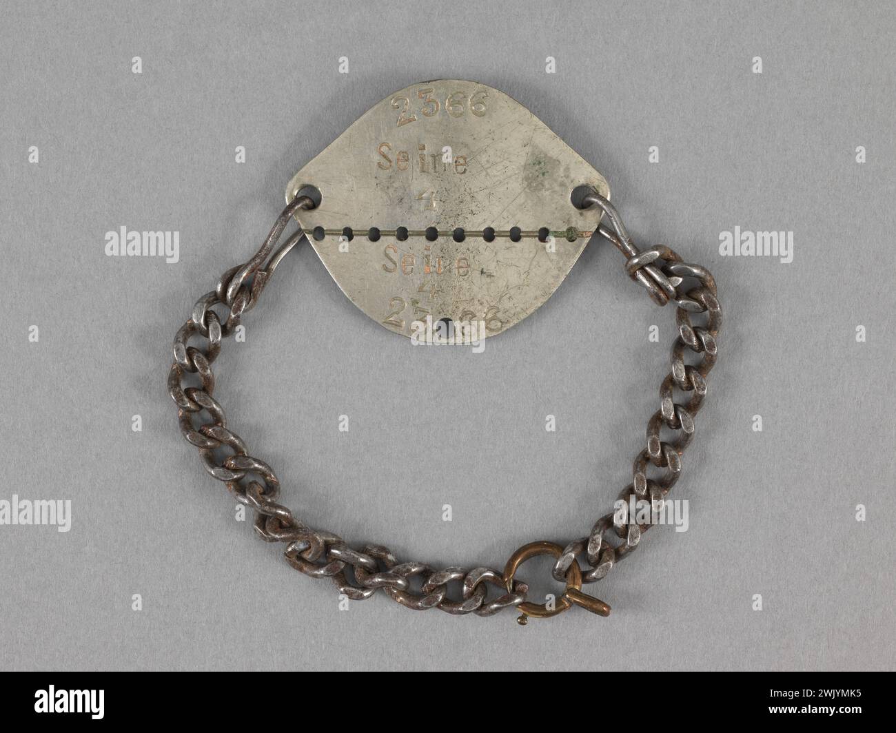 Military identity plaque 1918 and its bracelet, from Gustave Pommier ...
