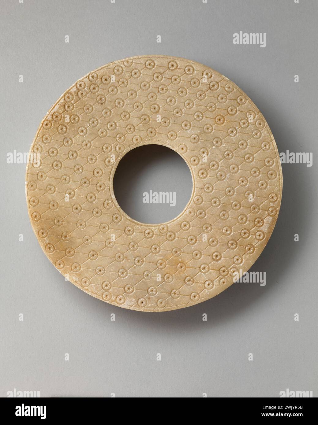 Bi disc (usual name), -0400. Cernuschi Museum, Asia Museum of Asia in ...