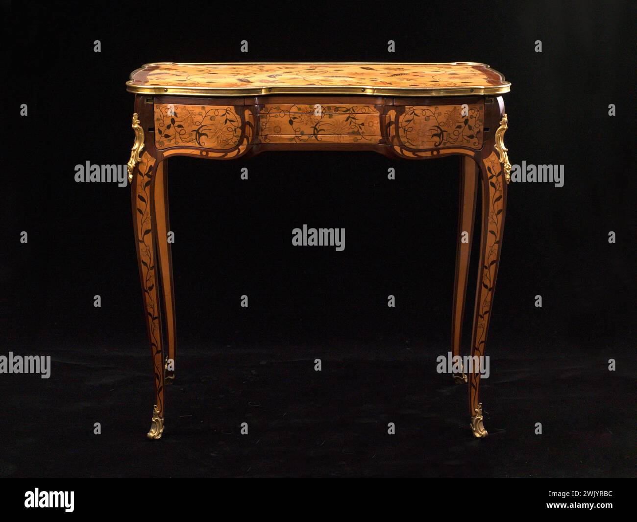 Jean-François OEBEN (1721-1763). "Mechanical table". Built in oak ...