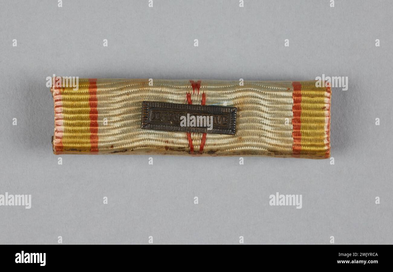 1939 1945 commemorative liberation war medal hi-res stock photography ...