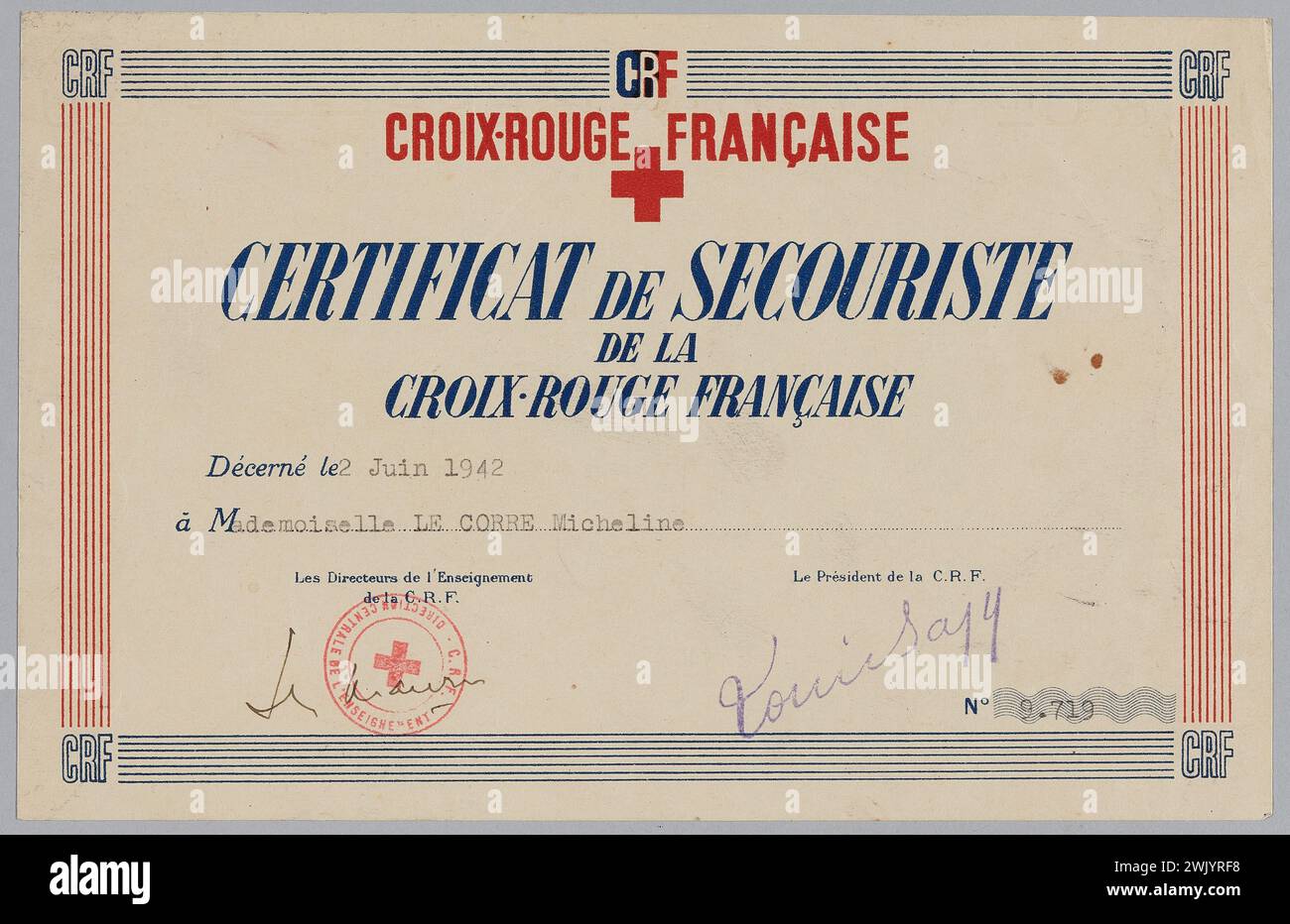 First aid certificate hi-res stock photography and images - Alamy