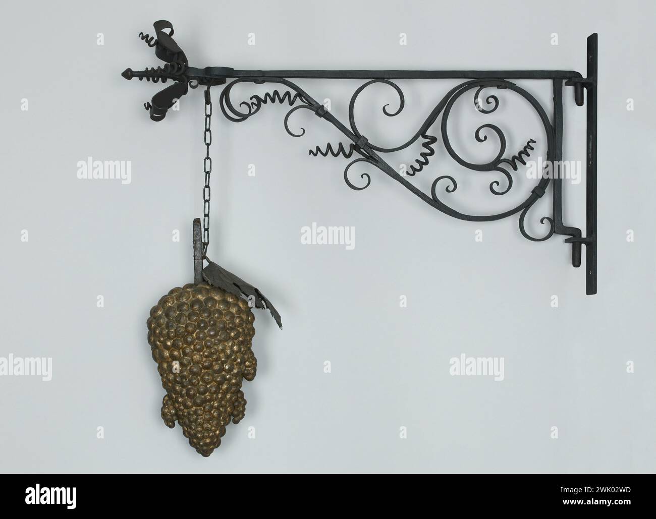 Anonymous, with a beautiful cluster or large grapes. Wine merchant ...