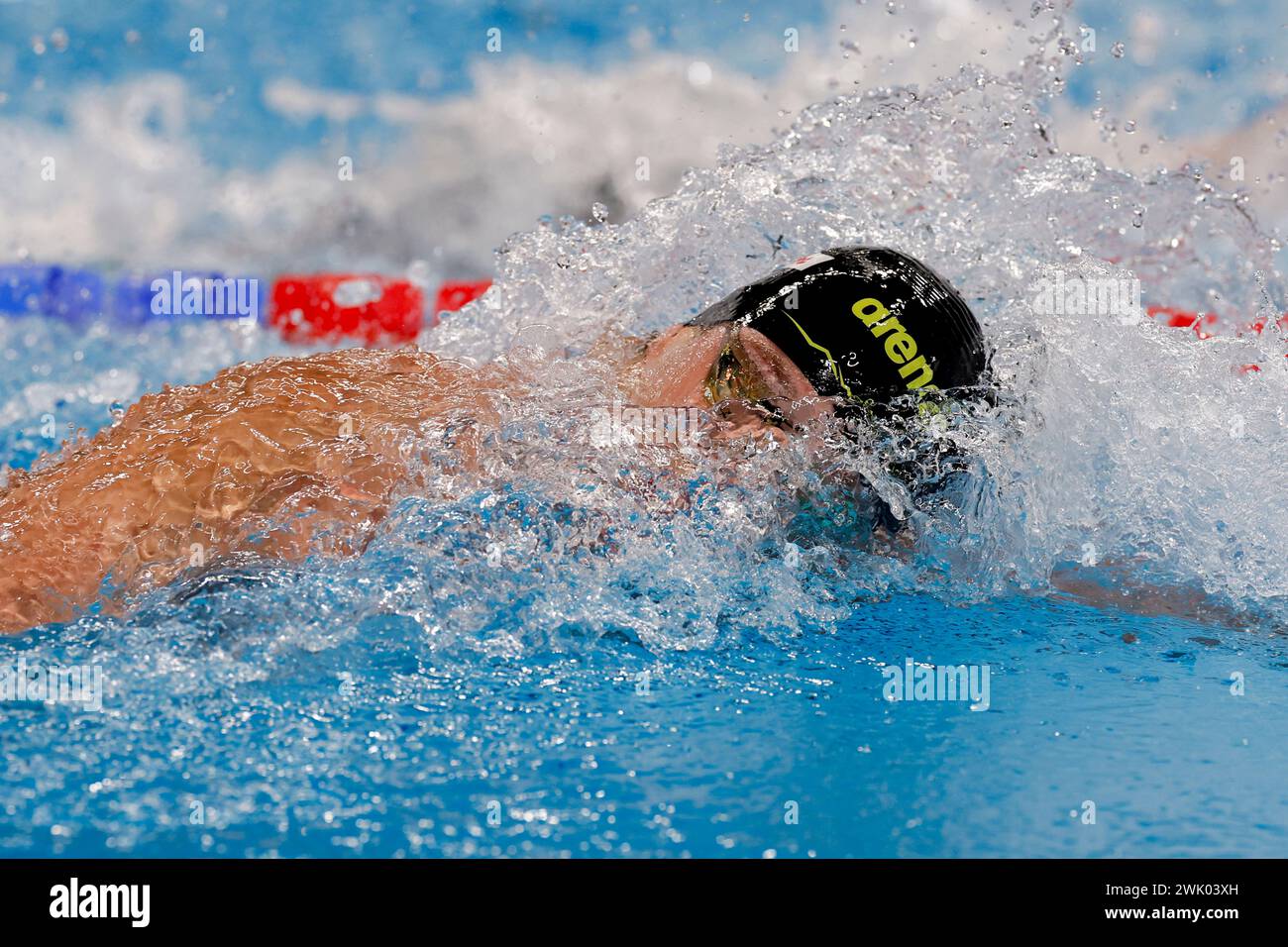 Mixed 4x100m freestyle final hi-res stock photography and images - Alamy