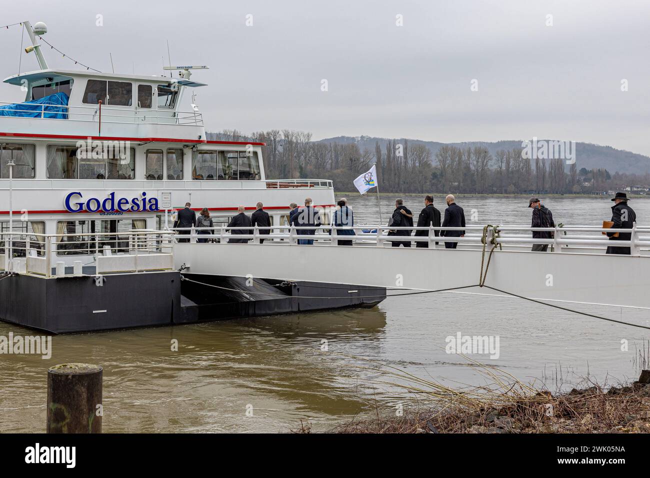 Parteigründung der Werteunion in Bonn. An einem geheimen Ausweichort an ...