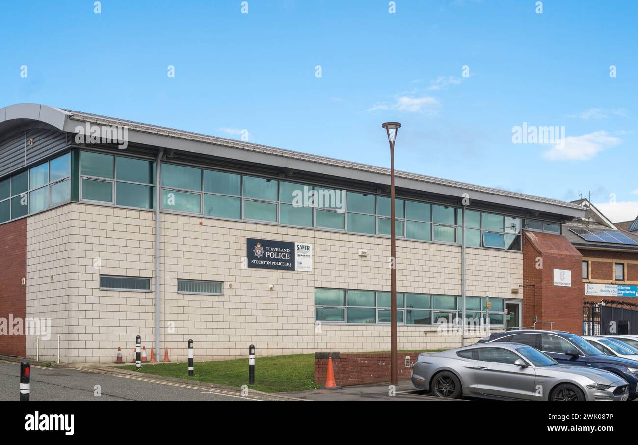 Police station building uk hi-res stock photography and images - Alamy