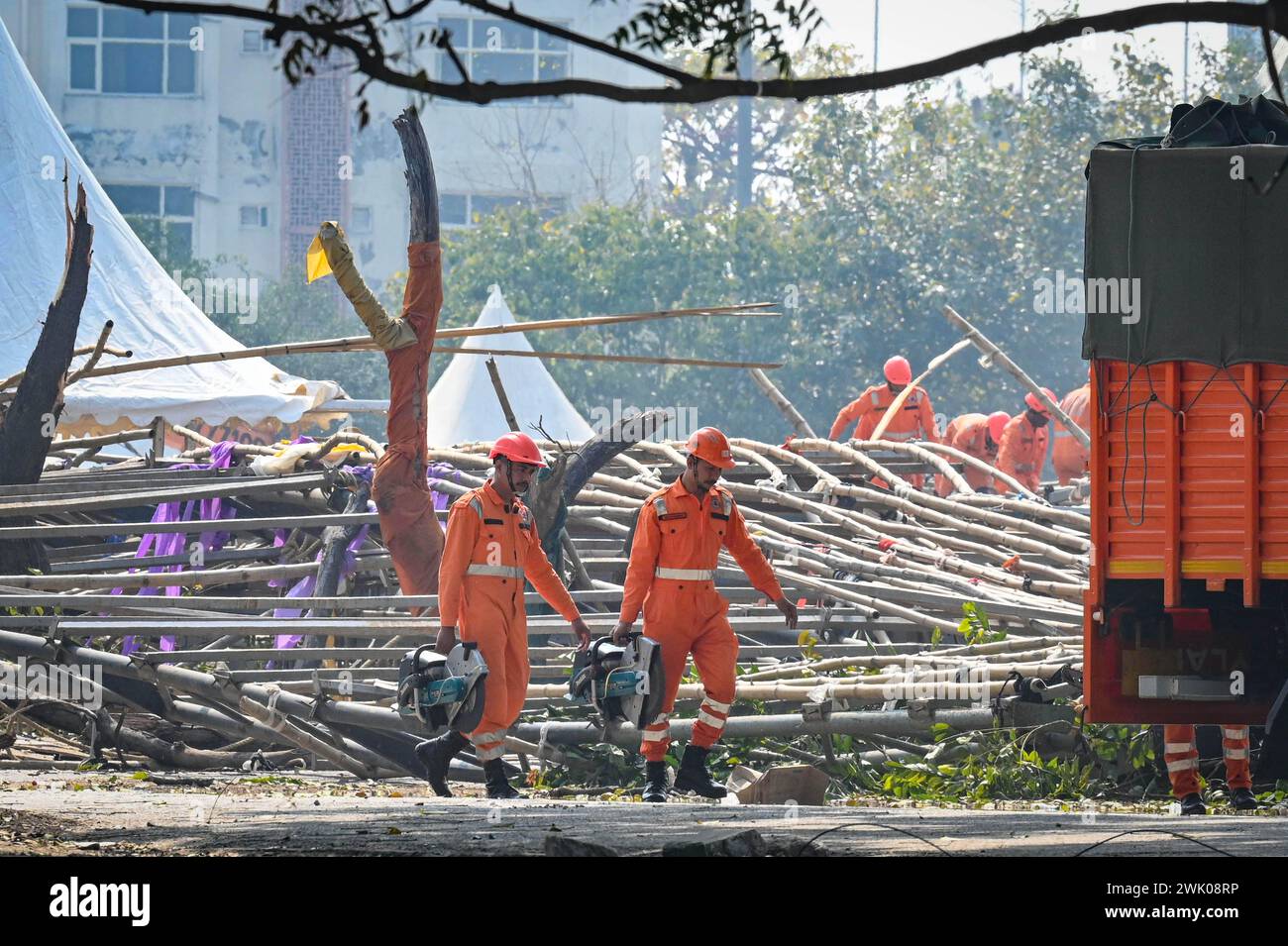 New Delhi, India. 17th Feb, 2024. NEW DELHI, INDIA -FEBRUARY 17: NDRF, along with the Delhi ...